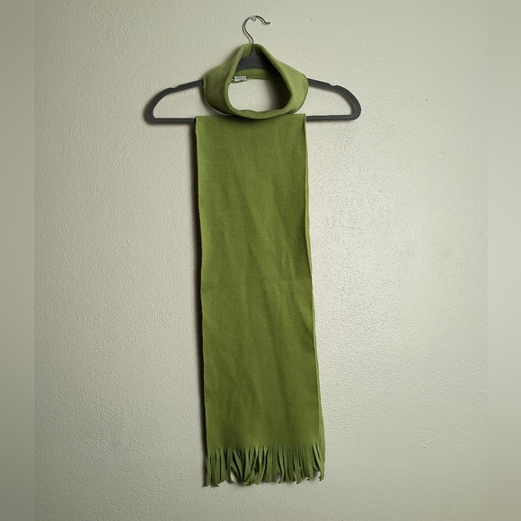Bath & Body Works | Accessories | Bath Body Works Green Scarf | Poshmark